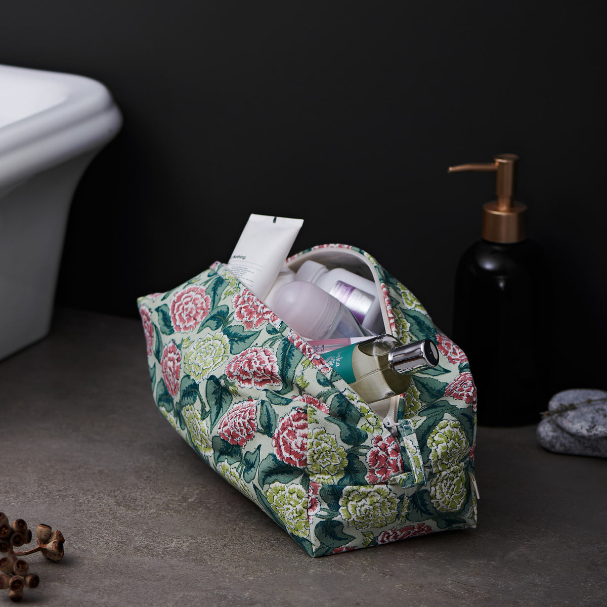 Inka | Handprinted homelinen made in India, with love